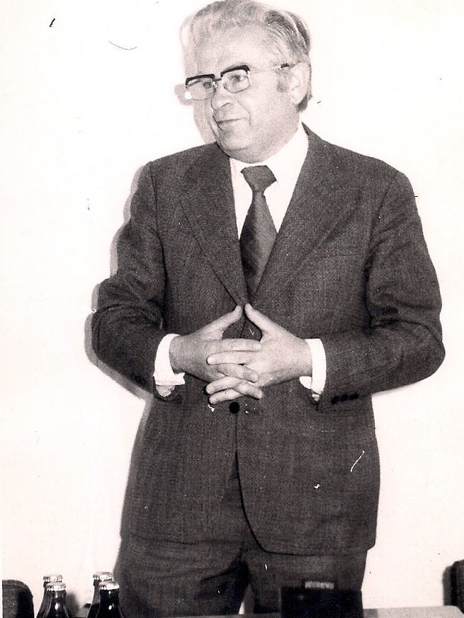 Fundator - O FUNDACJI Poznaj nas - Fundacja Centrum Kształcenia Menedżerów